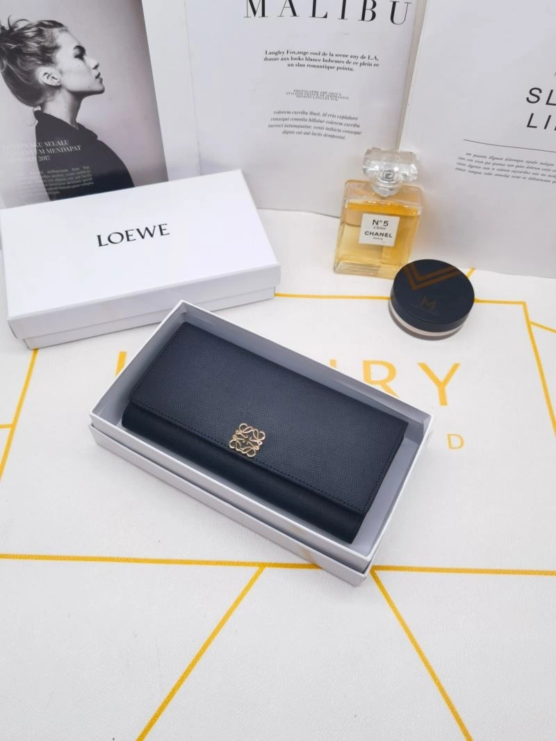 Bargain Loewe Wallets Purse