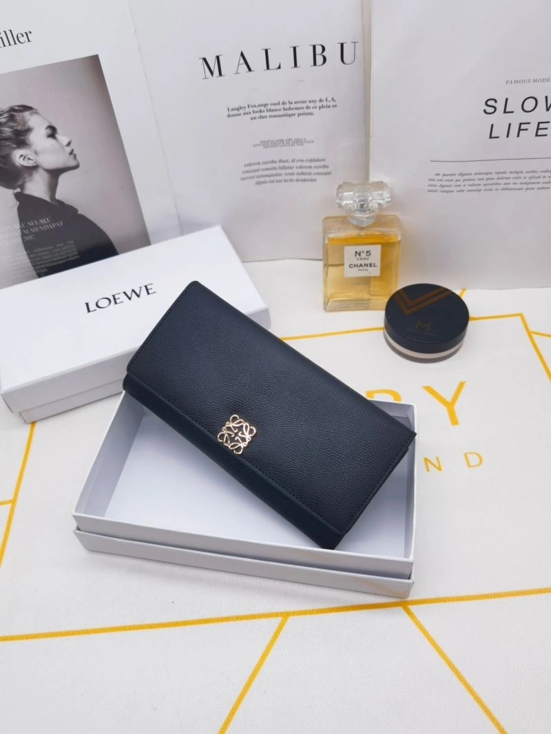 Bargain Loewe Wallets Purse