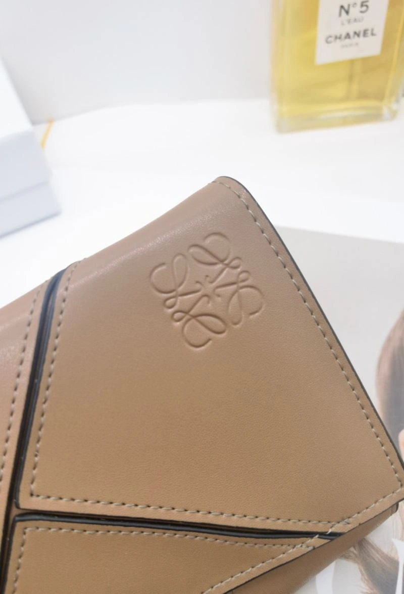 Brand-authenticated Loewe Wallets Purse