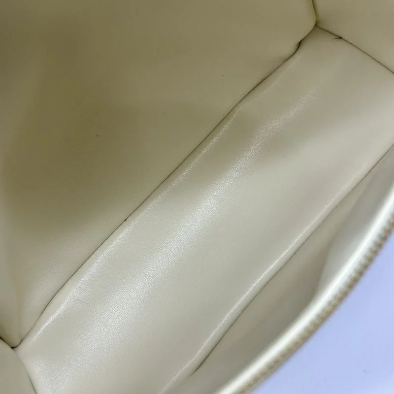 Low-cost Loro Piana Backpacks