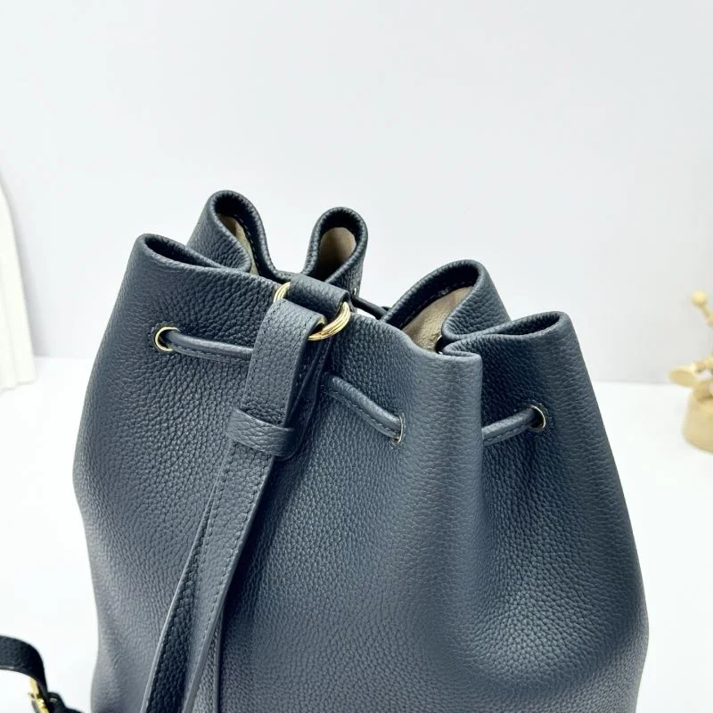 Low-cost Loro Piana Backpacks