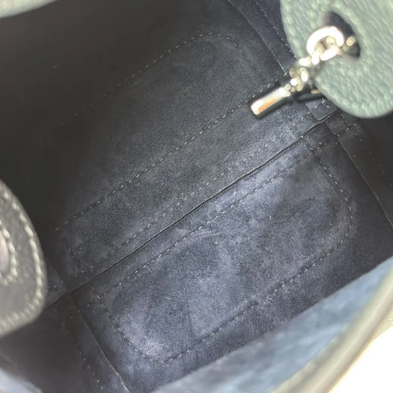 Top mirror Loro Piana Bucket Bags