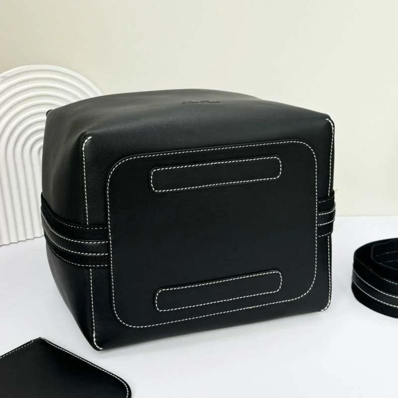 Low-cost Loro Piana Bucket Bags