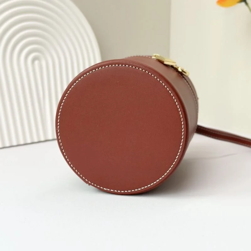 Top match Loro Piana Bucket Bags