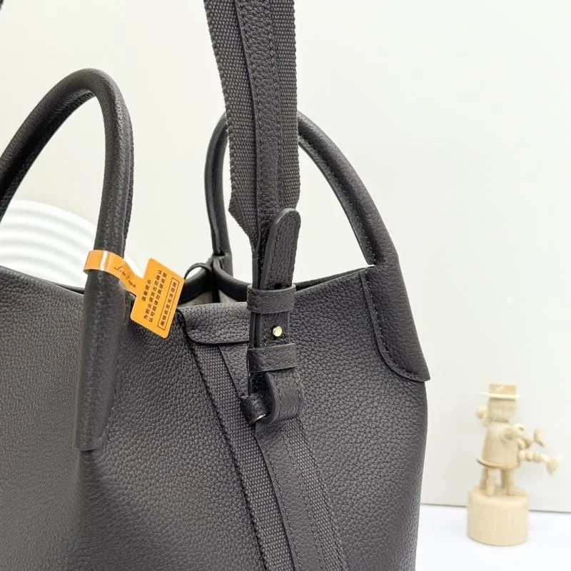 Low-cost Loro Piana Bucket Bags