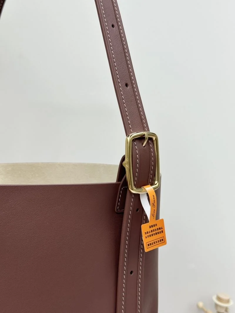 Top mirror Loro Piana Bucket Bags