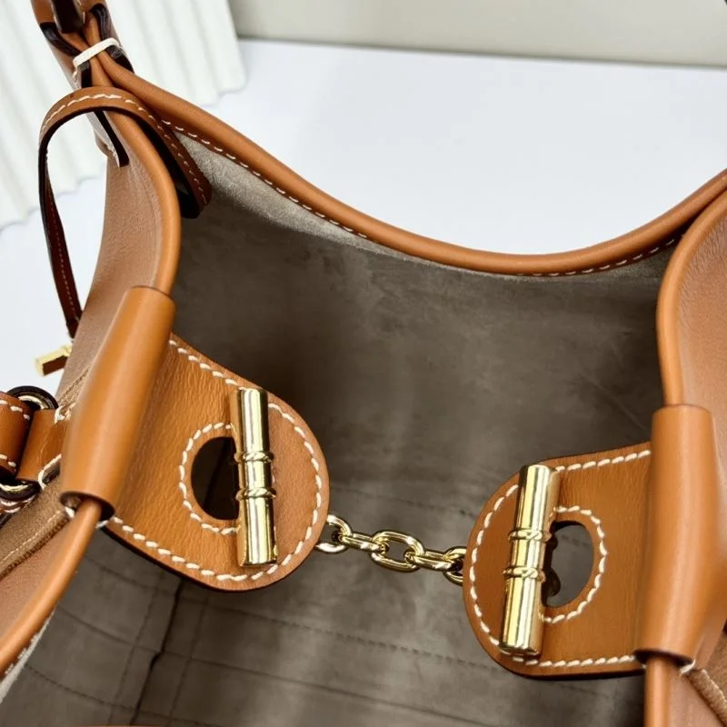 Top match Loro Piana Bucket Bags