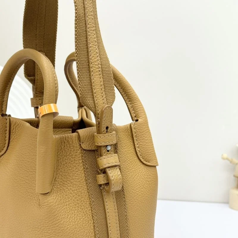 Exact replica Loro Piana Bucket Bags