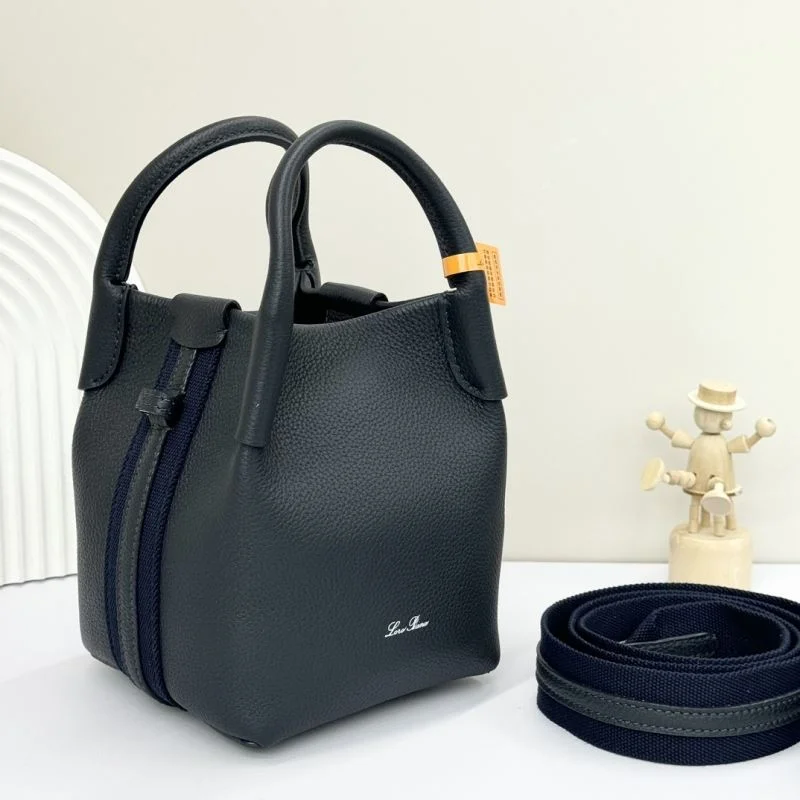 High accuracy Loro Piana Bucket Bags