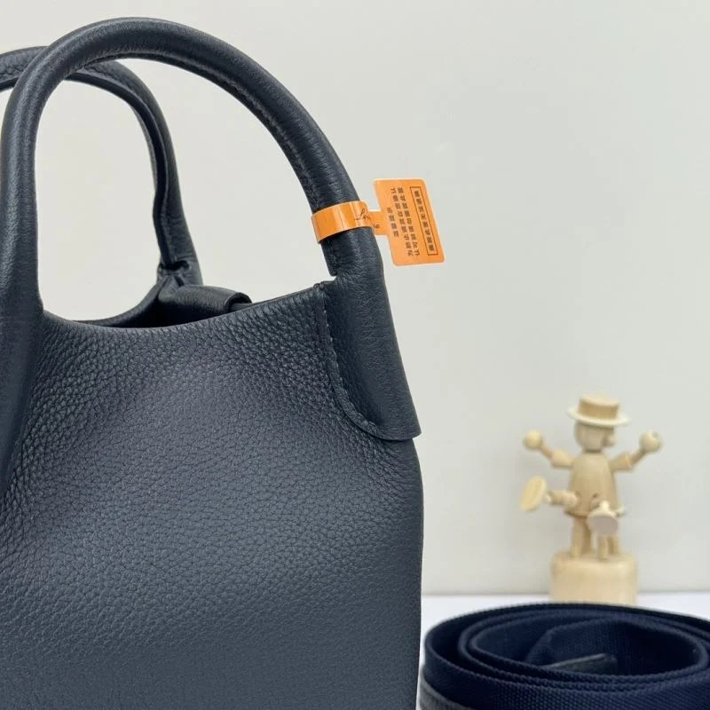 High accuracy Loro Piana Bucket Bags
