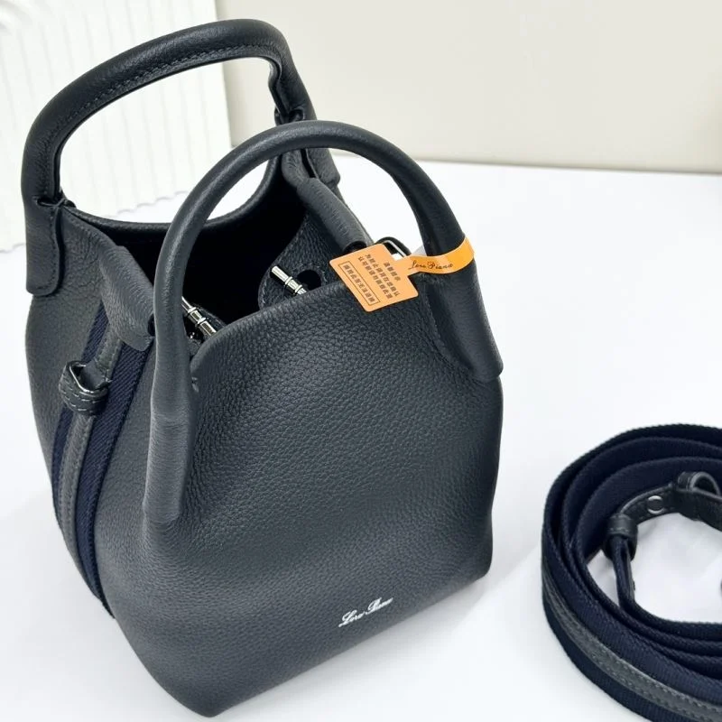 High accuracy Loro Piana Bucket Bags