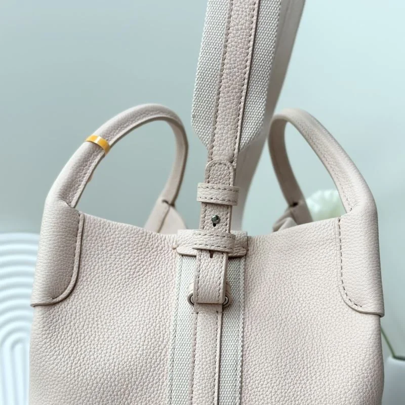 Accurate model Loro Piana Bucket Bags
