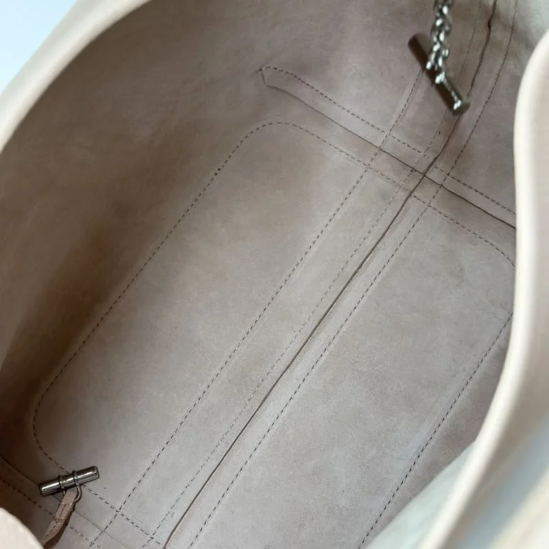 Accurate model Loro Piana Bucket Bags
