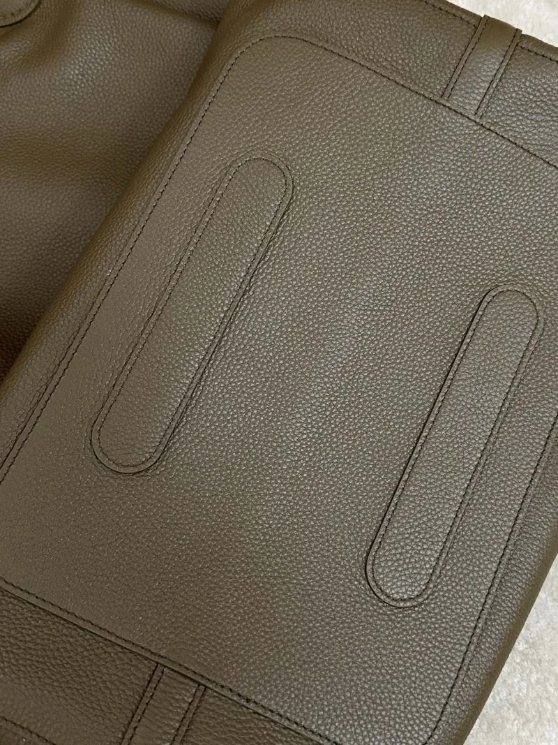 Top match Loro Piana Bucket Bags