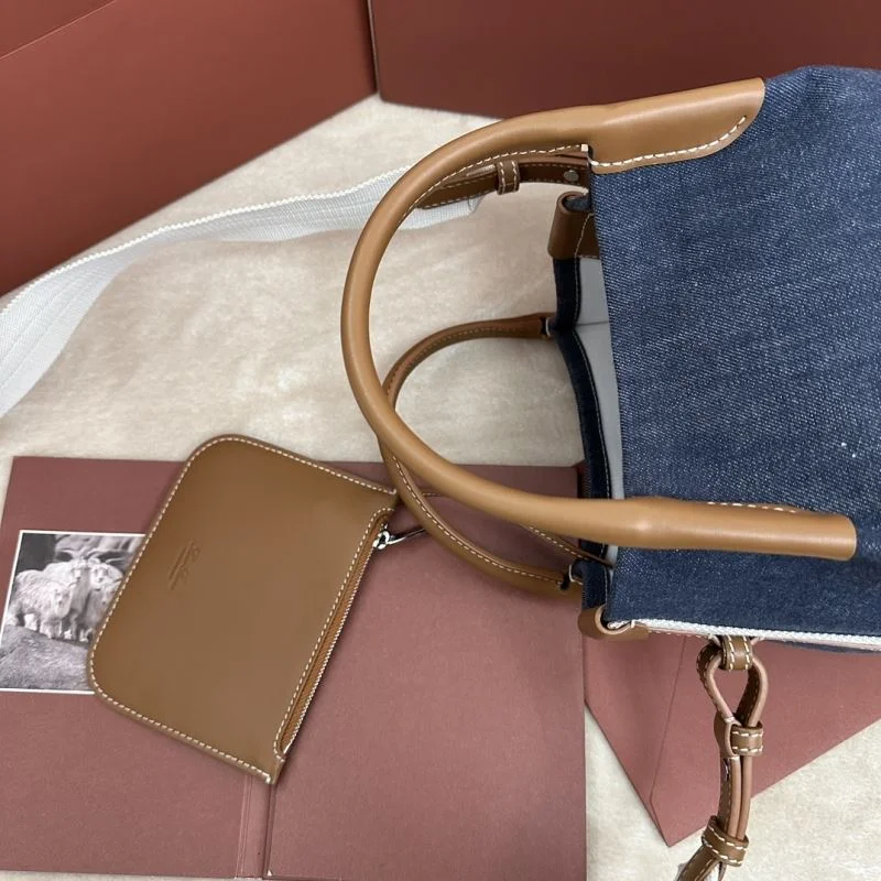 Top match Loro Piana Bucket Bags
