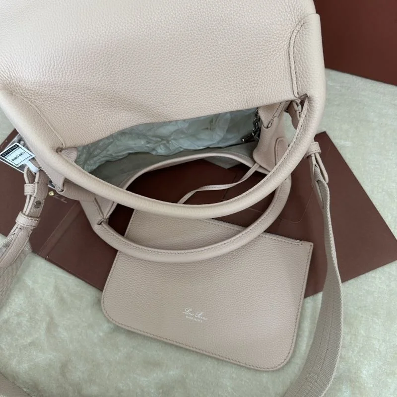 Top mirror Loro Piana Bucket Bags