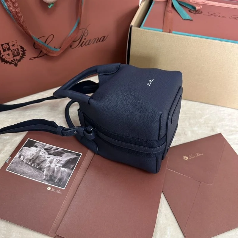 High accuracy Loro Piana Bucket Bags
