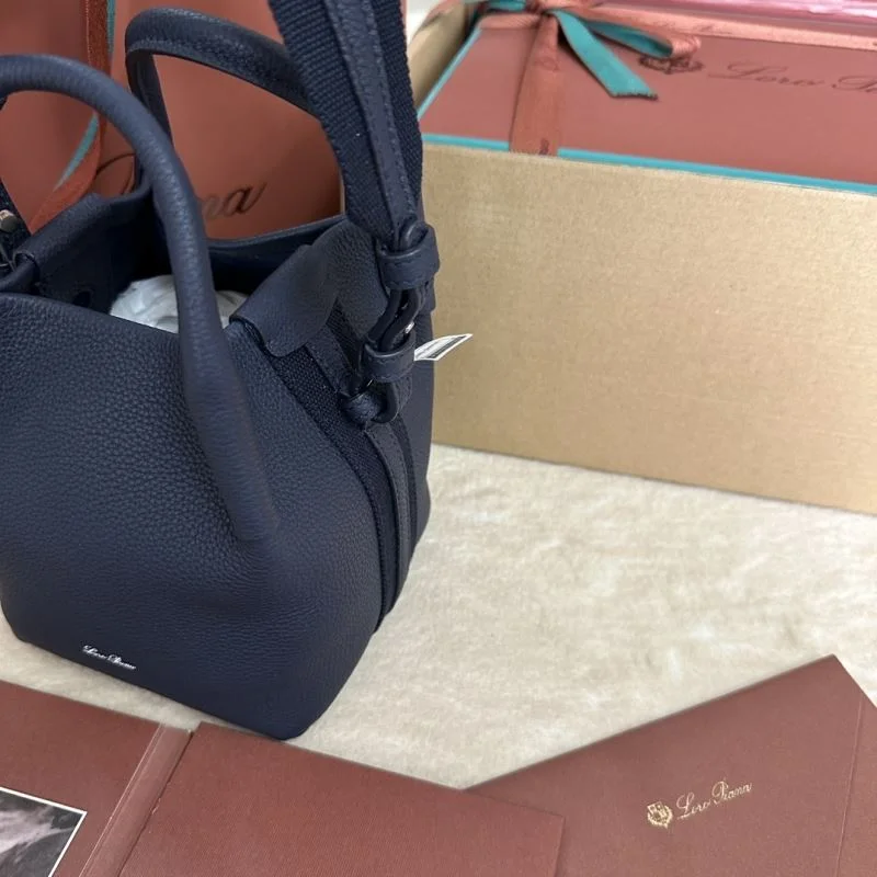 High accuracy Loro Piana Bucket Bags