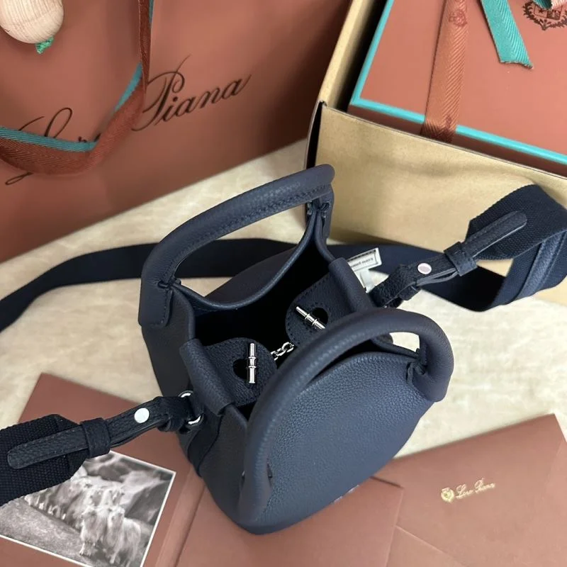 High accuracy Loro Piana Bucket Bags