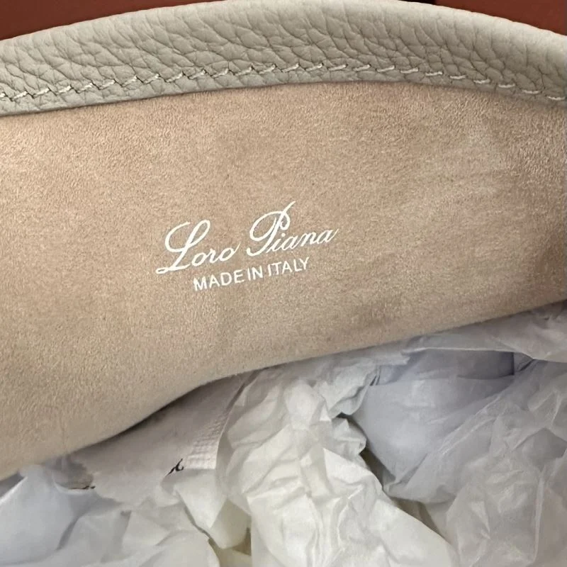 Affordable Loro Piana Bucket Bags