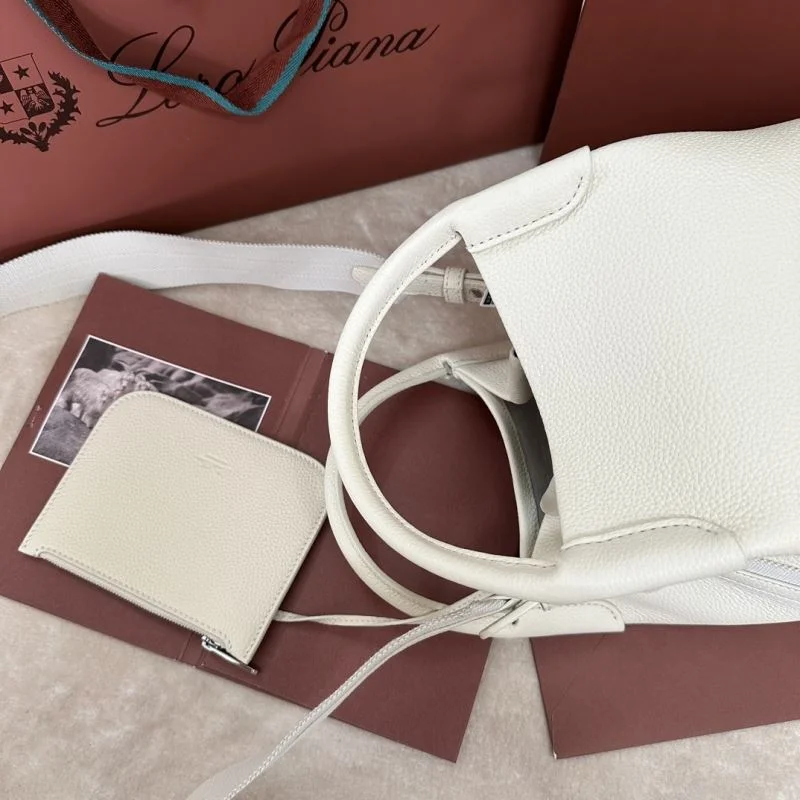Low-cost Loro Piana Bucket Bags