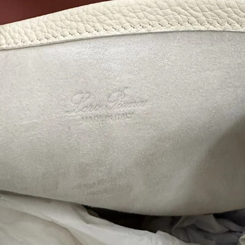 Low-cost Loro Piana Bucket Bags