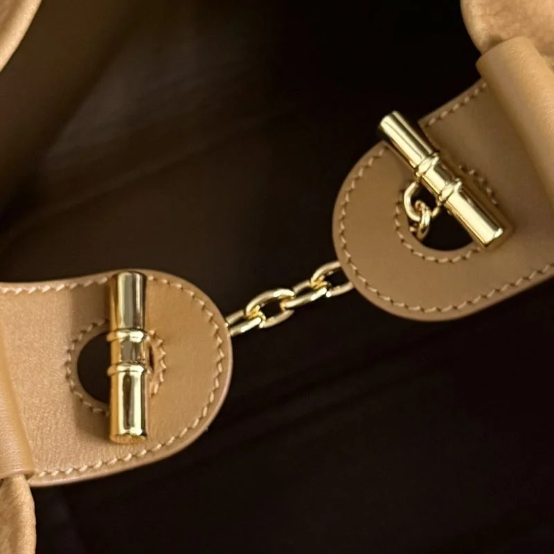 Top match Loro Piana Bucket Bags