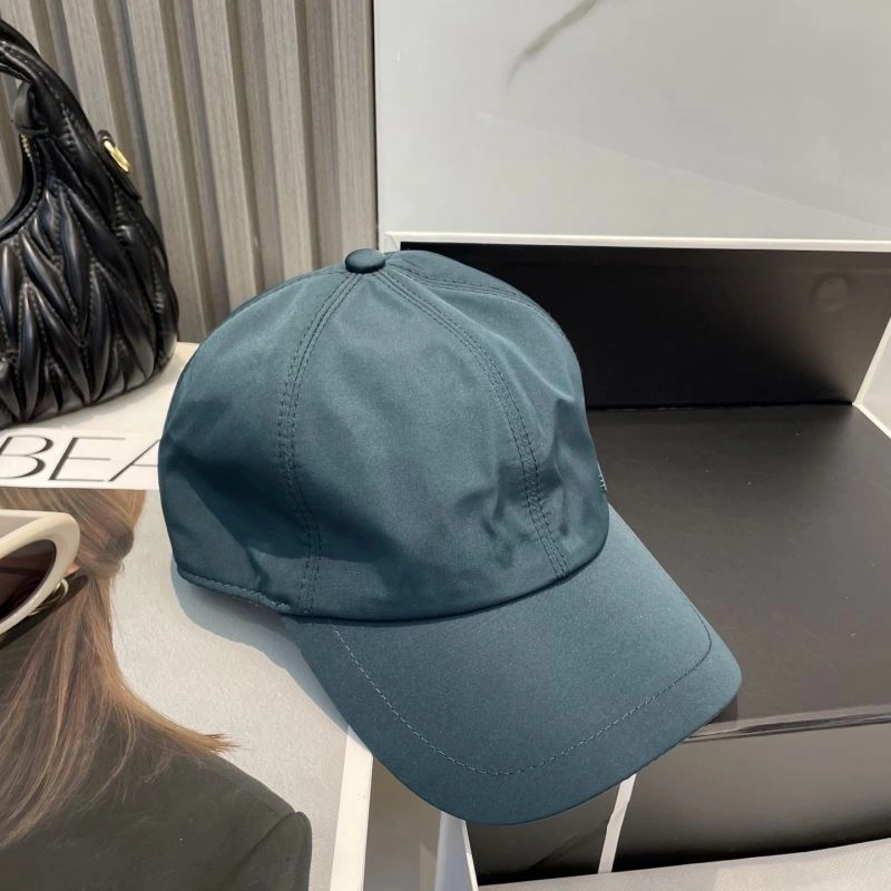 Brand-authenticated Loro Piana Caps