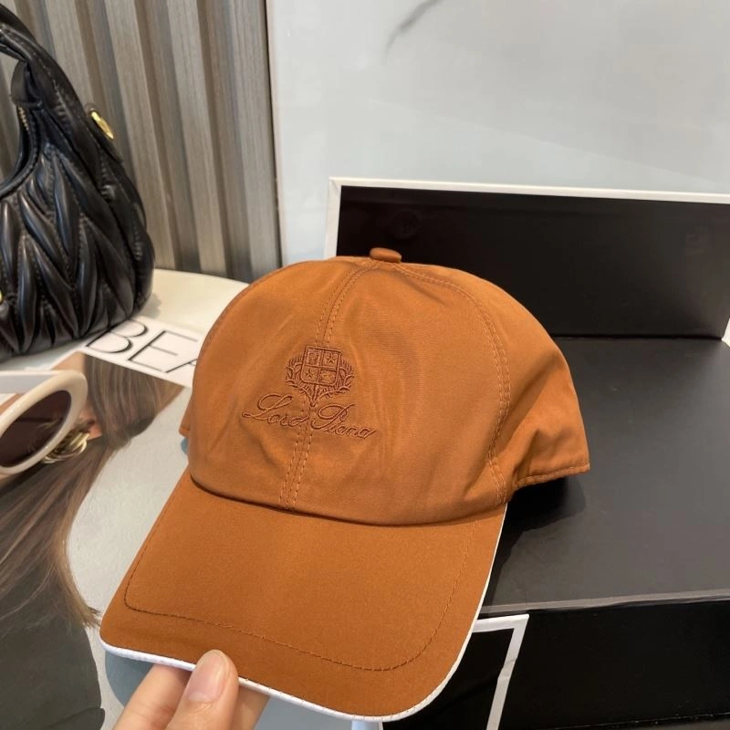 Top match Loro Piana Caps
