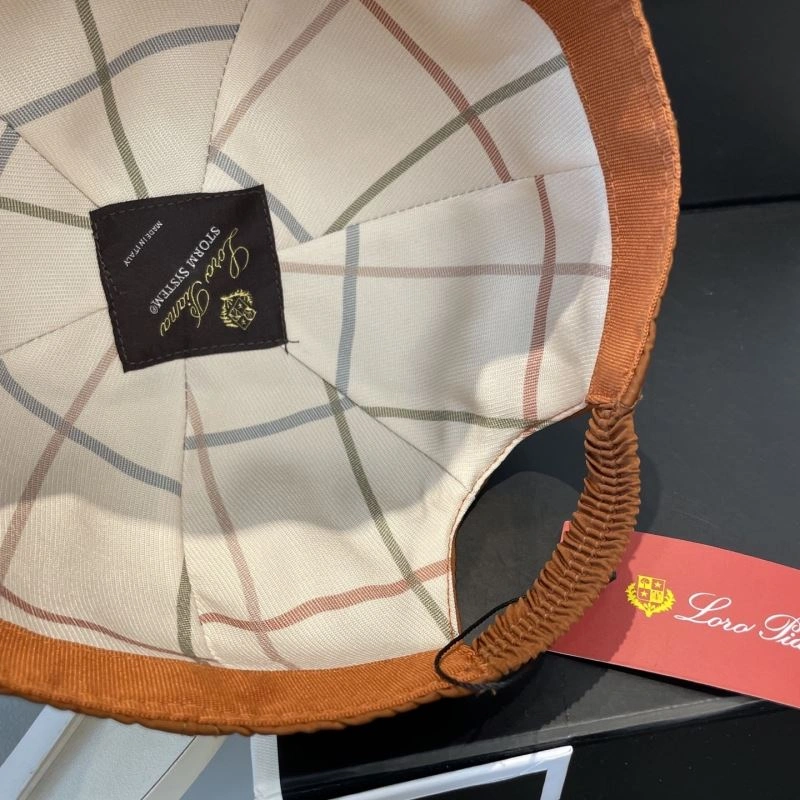 Top match Loro Piana Caps