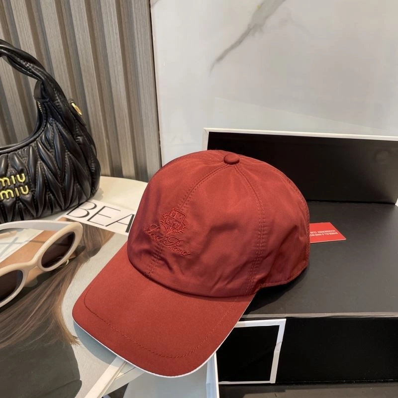 Top match Loro Piana Caps