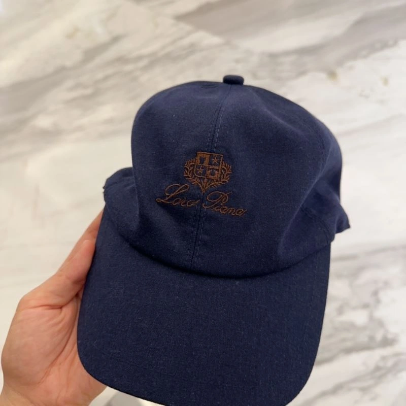 Top match Loro Piana Caps