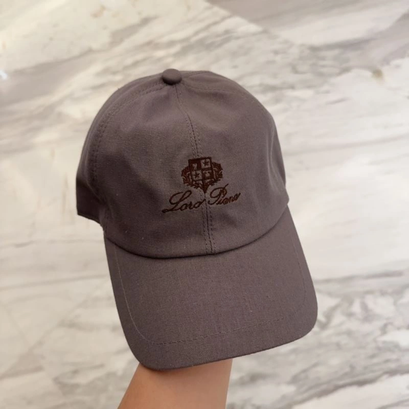 Exact replica Loro Piana Caps