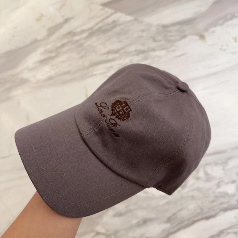 Exact replica Loro Piana Caps