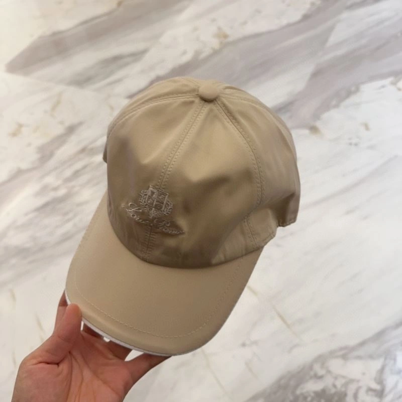 Accurate model Loro Piana Caps