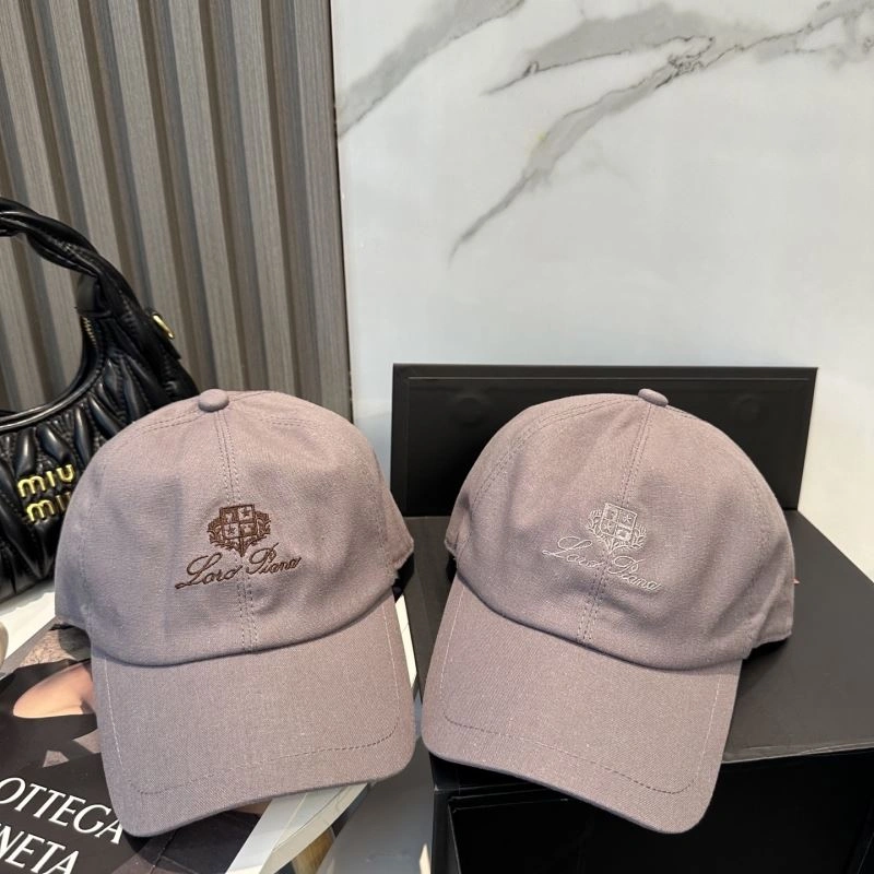 Real Loro Piana Caps