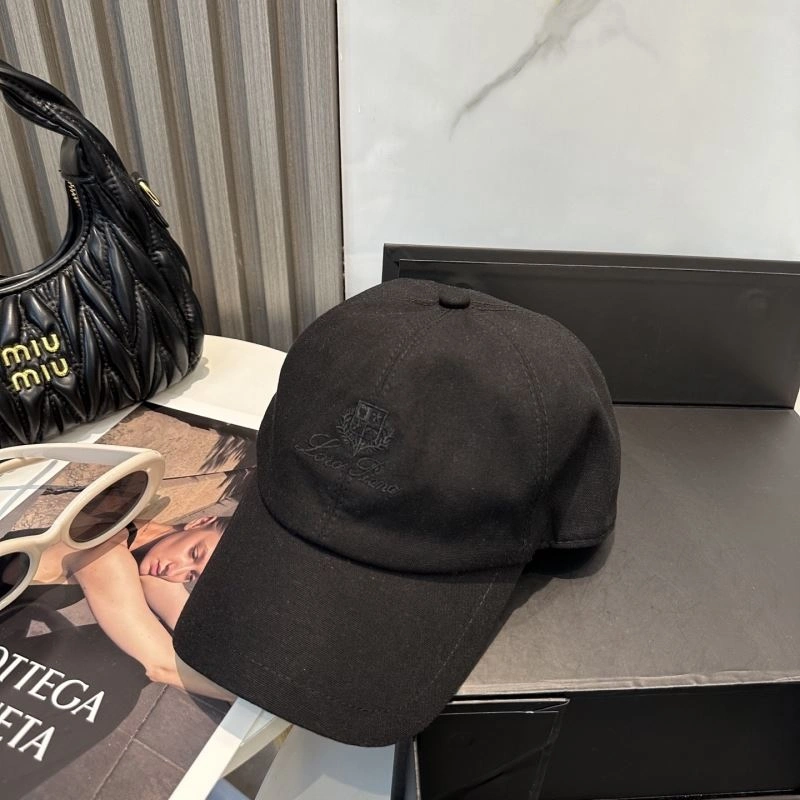 Real Loro Piana Caps