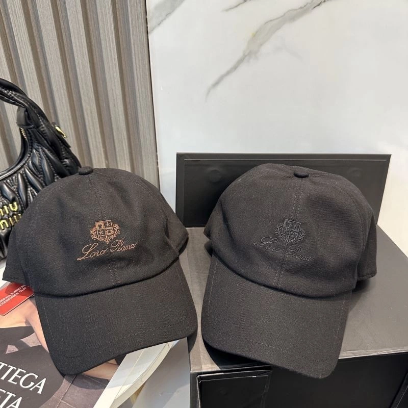 Real Loro Piana Caps