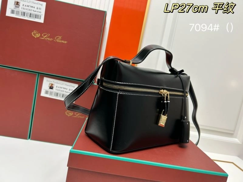 Top match Loro Piana Cosmetic Bags