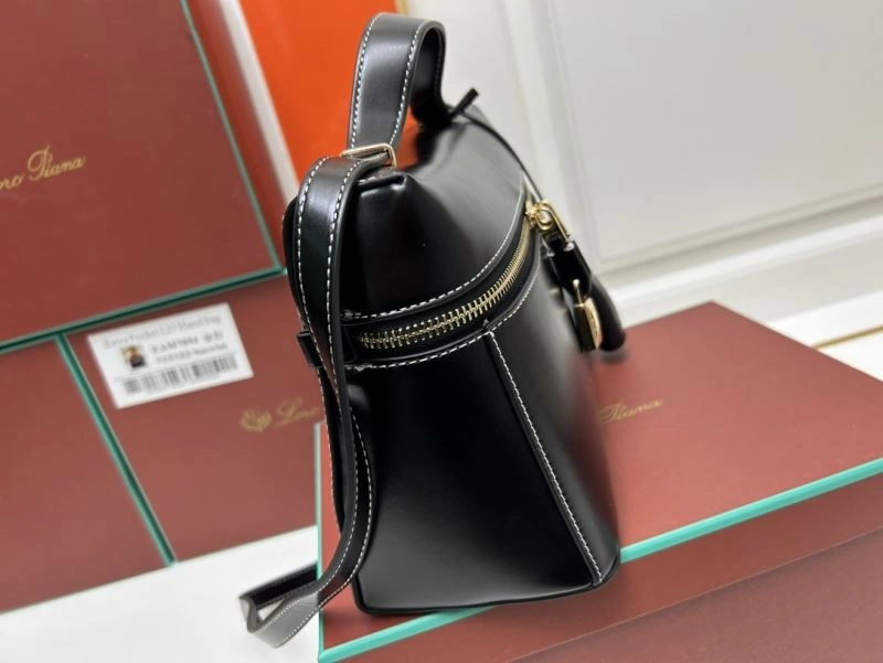Top match Loro Piana Cosmetic Bags
