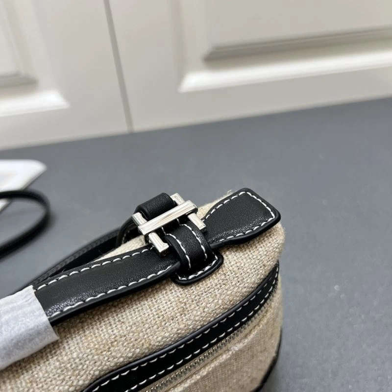 Top mirror Loro Piana Cosmetic Bags