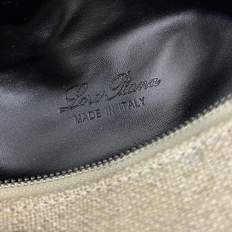 Top mirror Loro Piana Cosmetic Bags