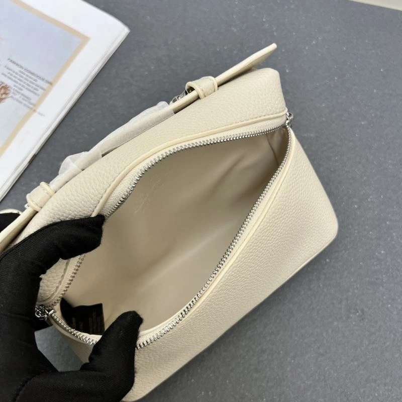 Inexpensive Loro Piana Cosmetic Bags