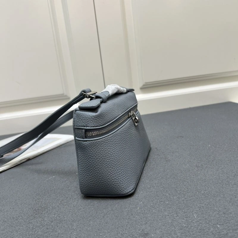 Cut-rate Loro Piana Cosmetic Bags