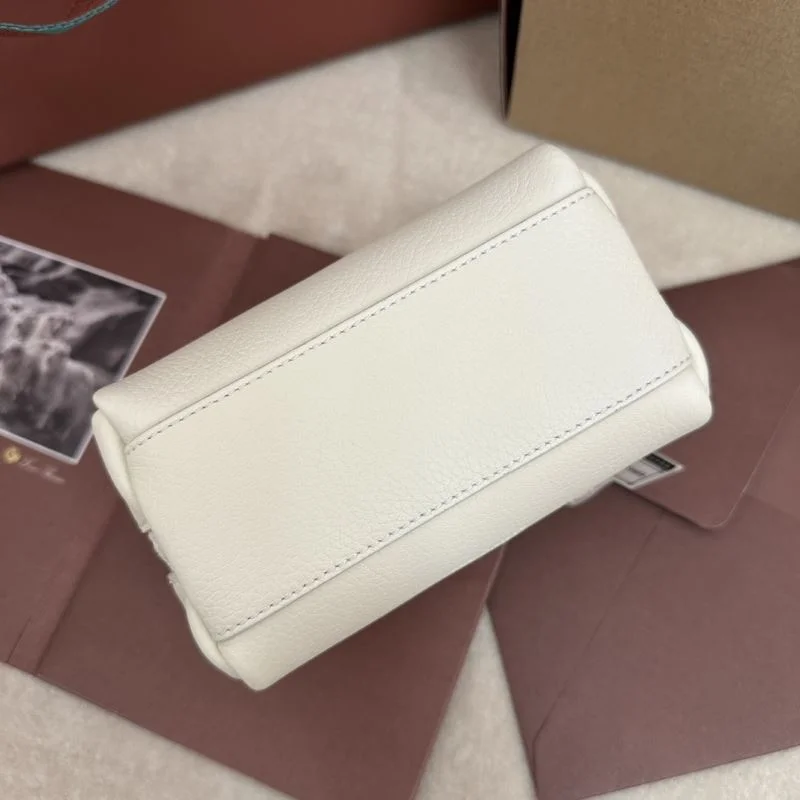 Bargain Loro Piana Cosmetic Bags