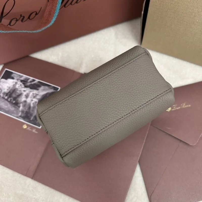 OEM Loro Piana Cosmetic Bags