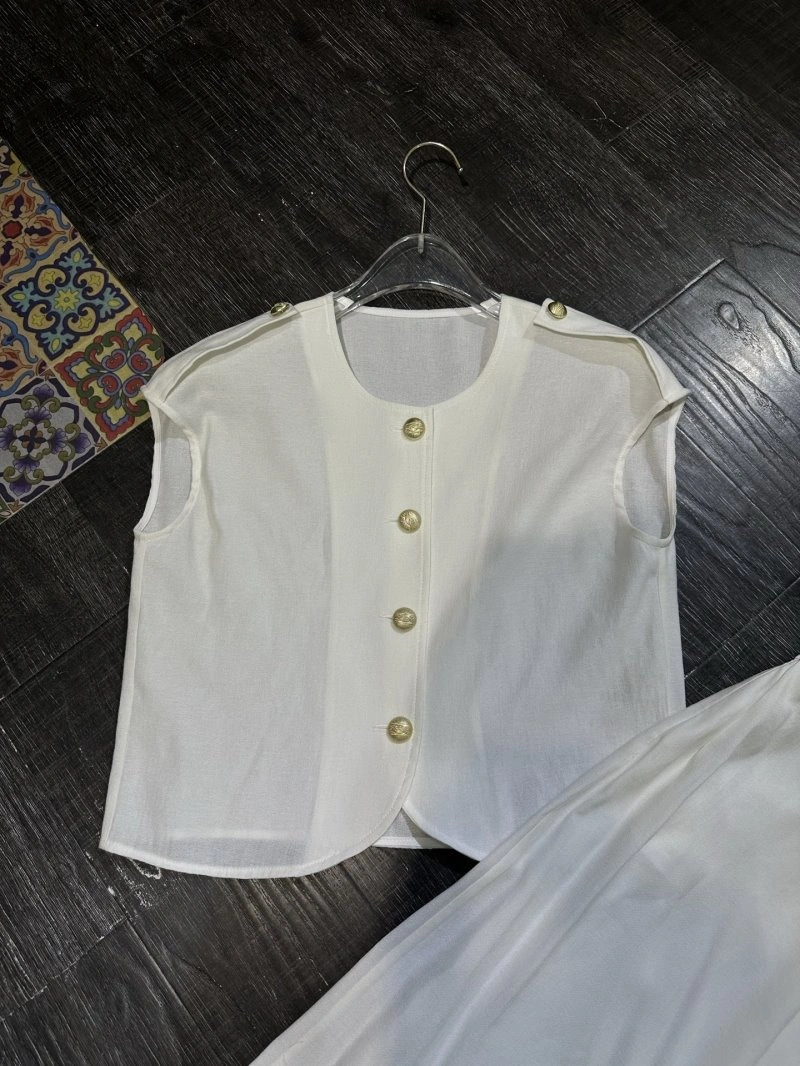 Discounted Loro Piana Dress Suits