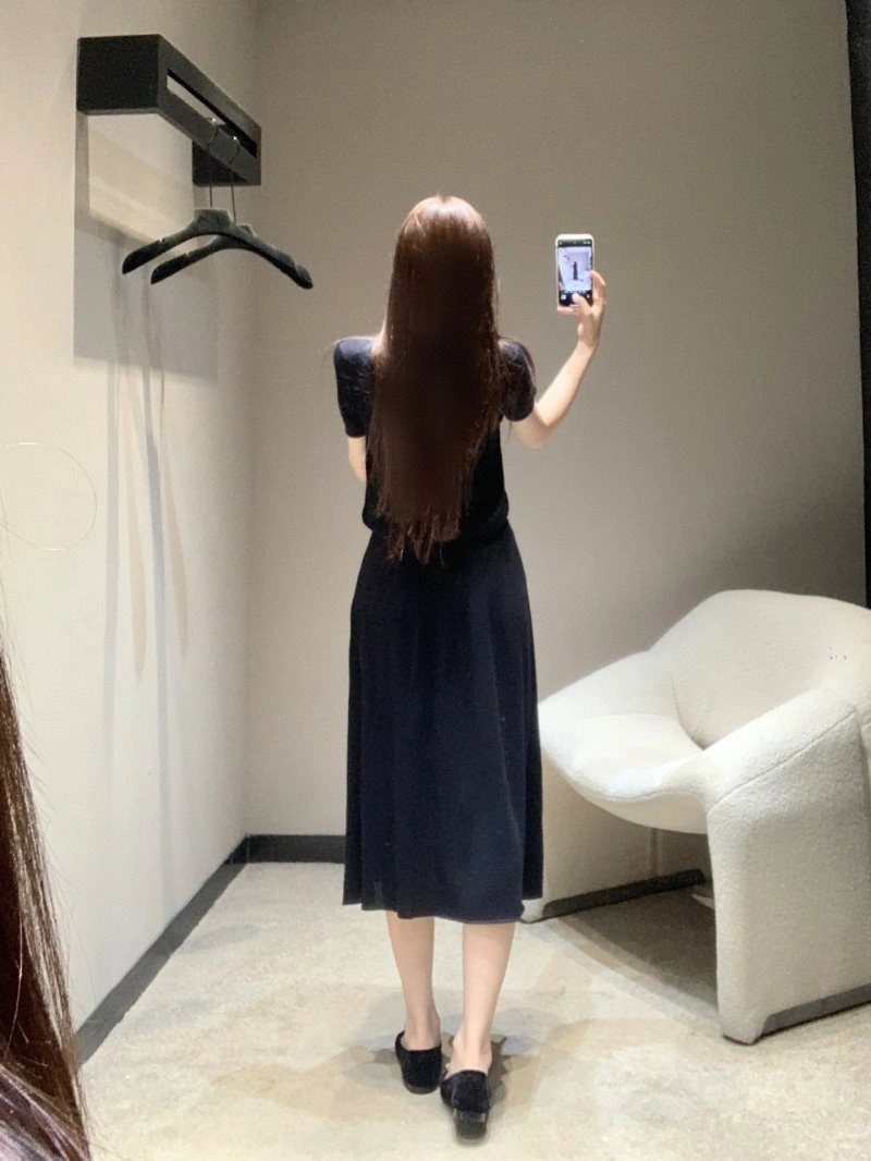 Accurate model Loro Piana Dress Suits
