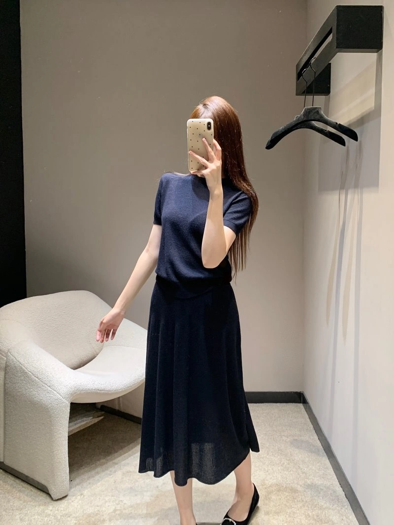 Accurate model Loro Piana Dress Suits