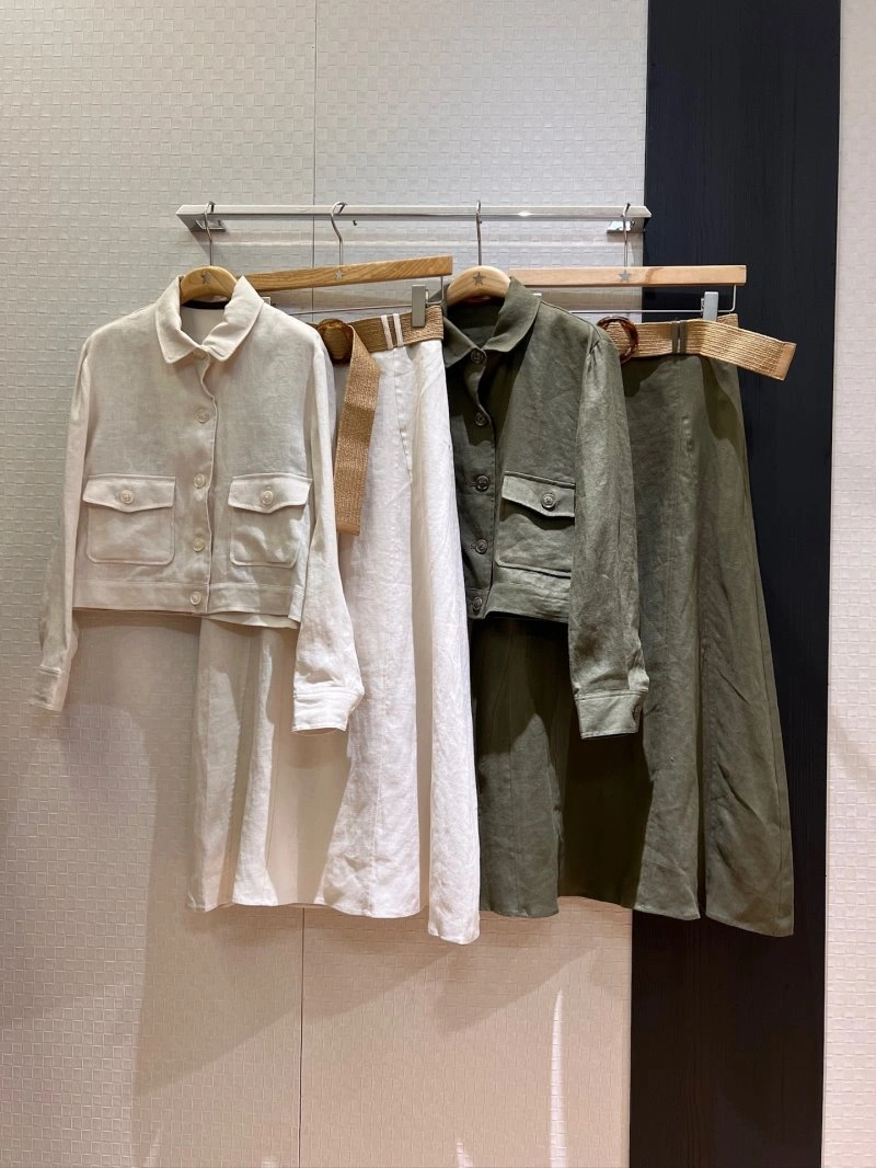 Bargain Loro Piana Dress Suits